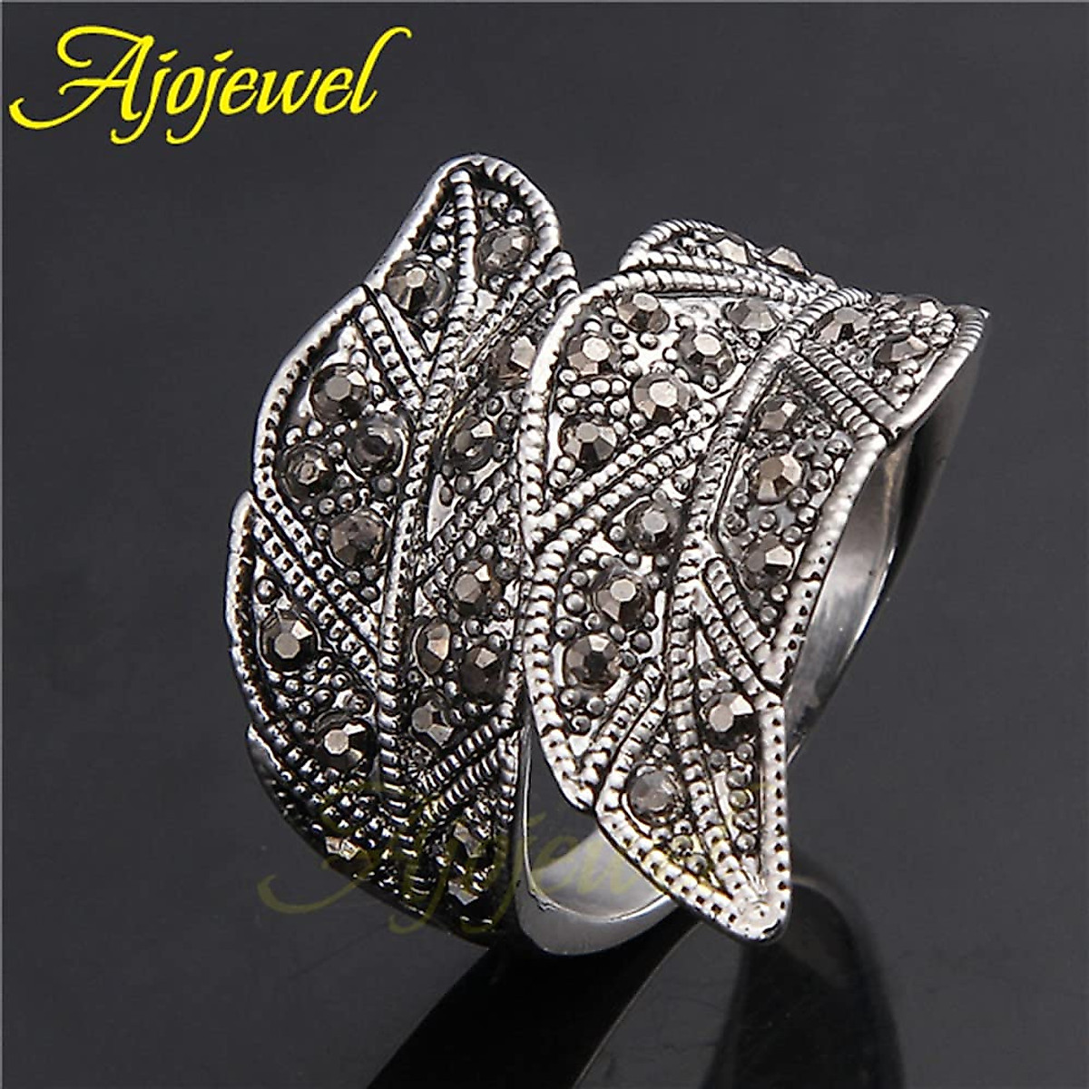 Ajojewel Black Rhinestone Leaf Wide Ring Women Vintage Jewelry Ladies Rings (9) (9)