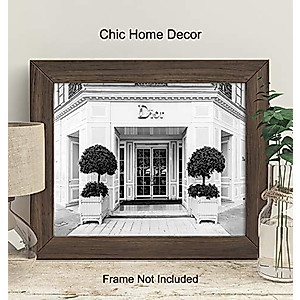 Glam Wall Decor Photo of Christian Dior Store - High Fashion Design Wall Art Picture - Designer Wall Decor - Glamour Wall Art Gift for Women - Designer Fashion Luxury Couture Home Decoration Poster