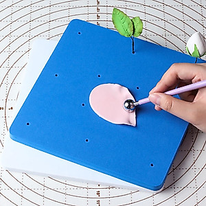 2Pcs Square Fondant Foam Pad 12 Holes Sugar Flower Sponge Pad Mat Sugar Flower Fondant Gumpaste Chocolate Modelling Drying Pad Tray Tools for Baking Cake Decoration DIY Sugarcraft Clay Supplies