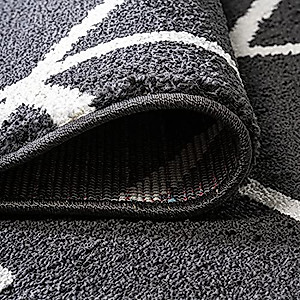 JONATHAN Y SEU101A-8 Tumbling Blocks Modern Geometric Indoor Area-Rug Contemporary Casual Easy-Cleaning Bedroom Kitchen Living Room Non Shedding, 8 X 10, Black/White