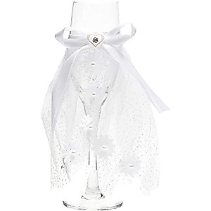 Bride and Groom Glass Champagne Flutes (Set of 2)