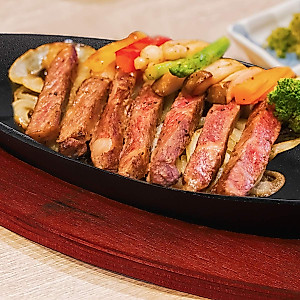 DOITOOL Small Cast Iron Skillet with Wooden Base, Creative Fish-Shaped Japanese Steak Plate Set for Restaurant Home Kitchen Cooking Pan Grilling Meats Seafood