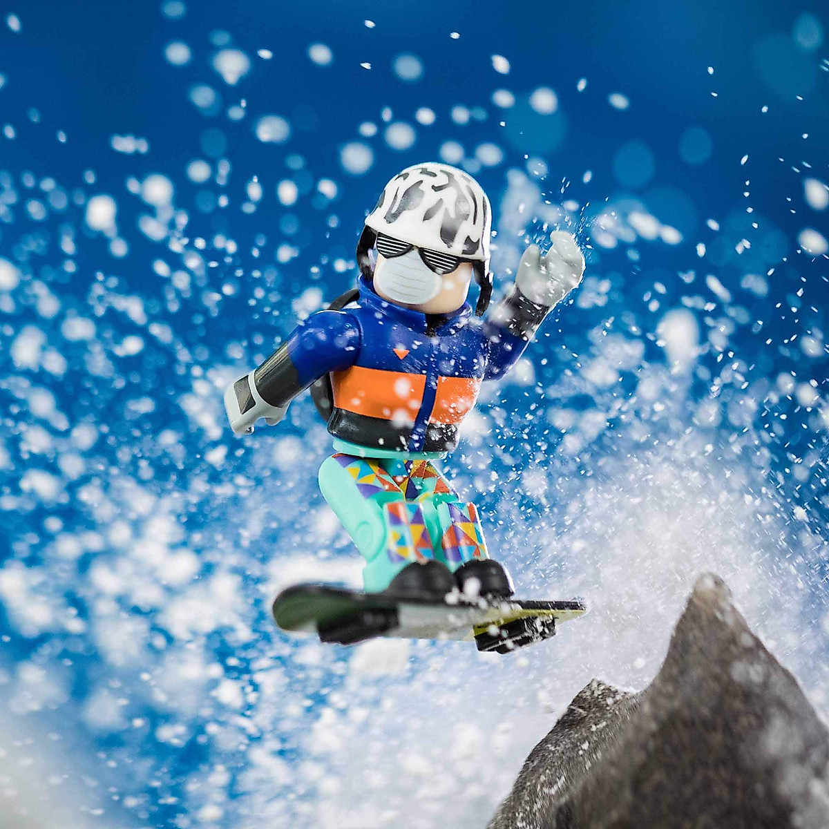 Roblox Action Collection - Loyal Pizza Warrior + Shred: Snowboard Boy Two Figure Bundle [Includes 2 Exclusive Virtual Items]