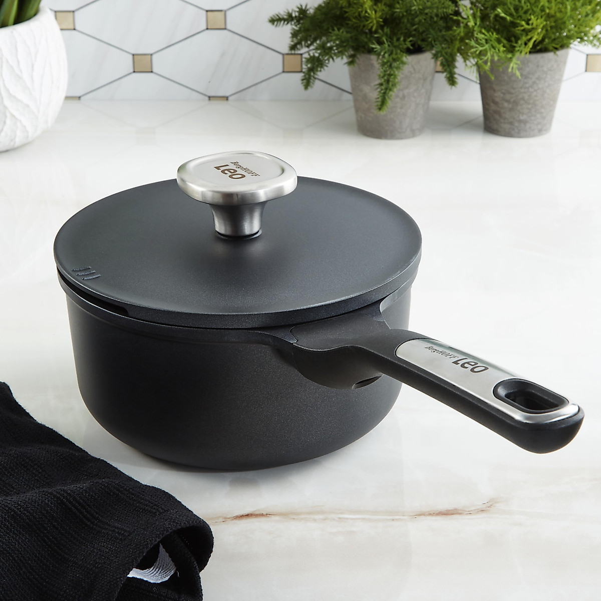 BergHOFF Phantom Nonstick Ceramic 7in Saucepan 2.1qt. With Strainer Lid Recycled Cast Aluminum CeraGreen Non-toxic Coating Full Disk for Glass Top Stoves Potholders Included