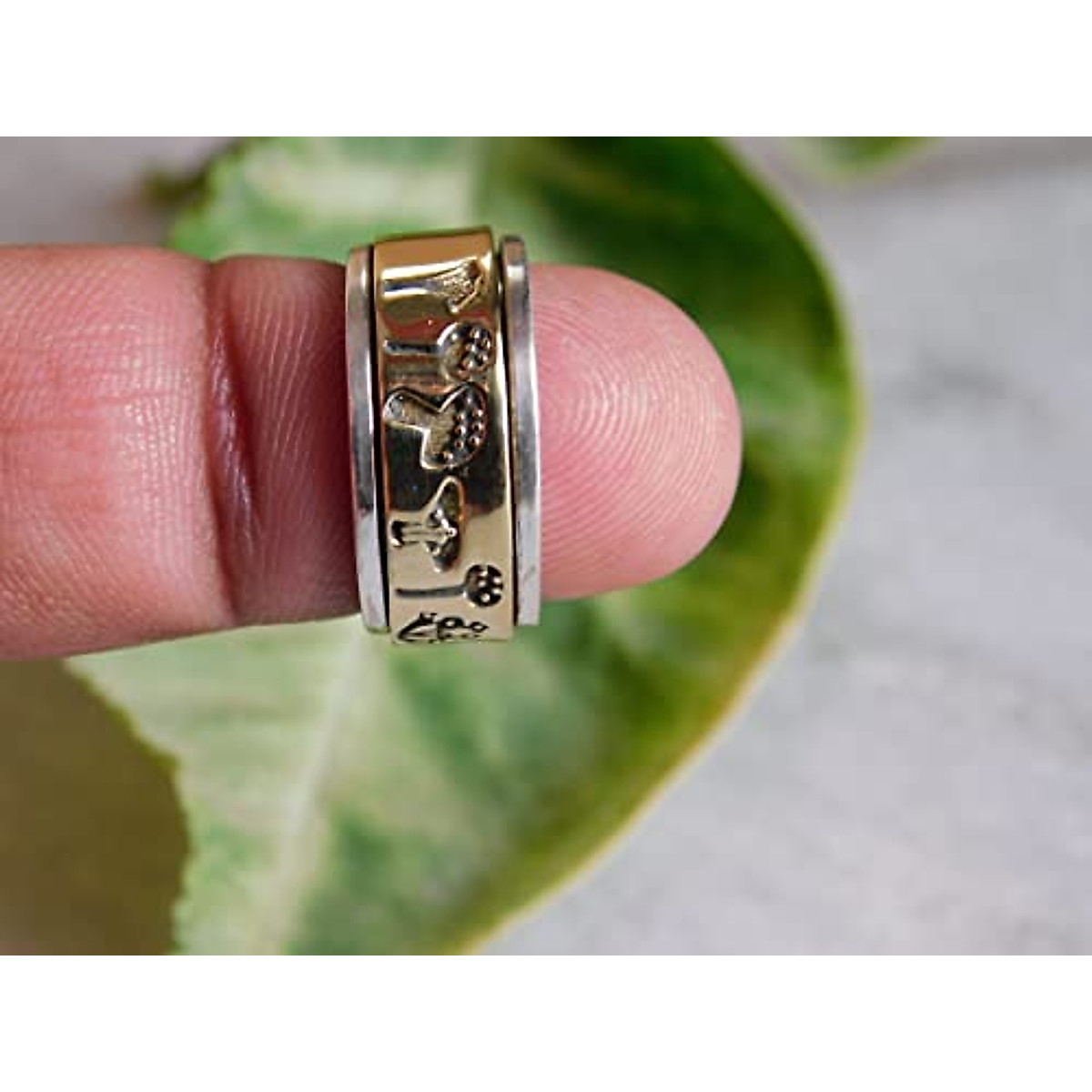 Personalized Silver Mushroom 925 Sterling Silver ring, Mushroom spinner Ring, Women Girls Girlfriends, Wedding Band, Forest Jewelry, Engraved Ring, Stocking Stuffer, (6), Silver & brass, 4 - 14 Size