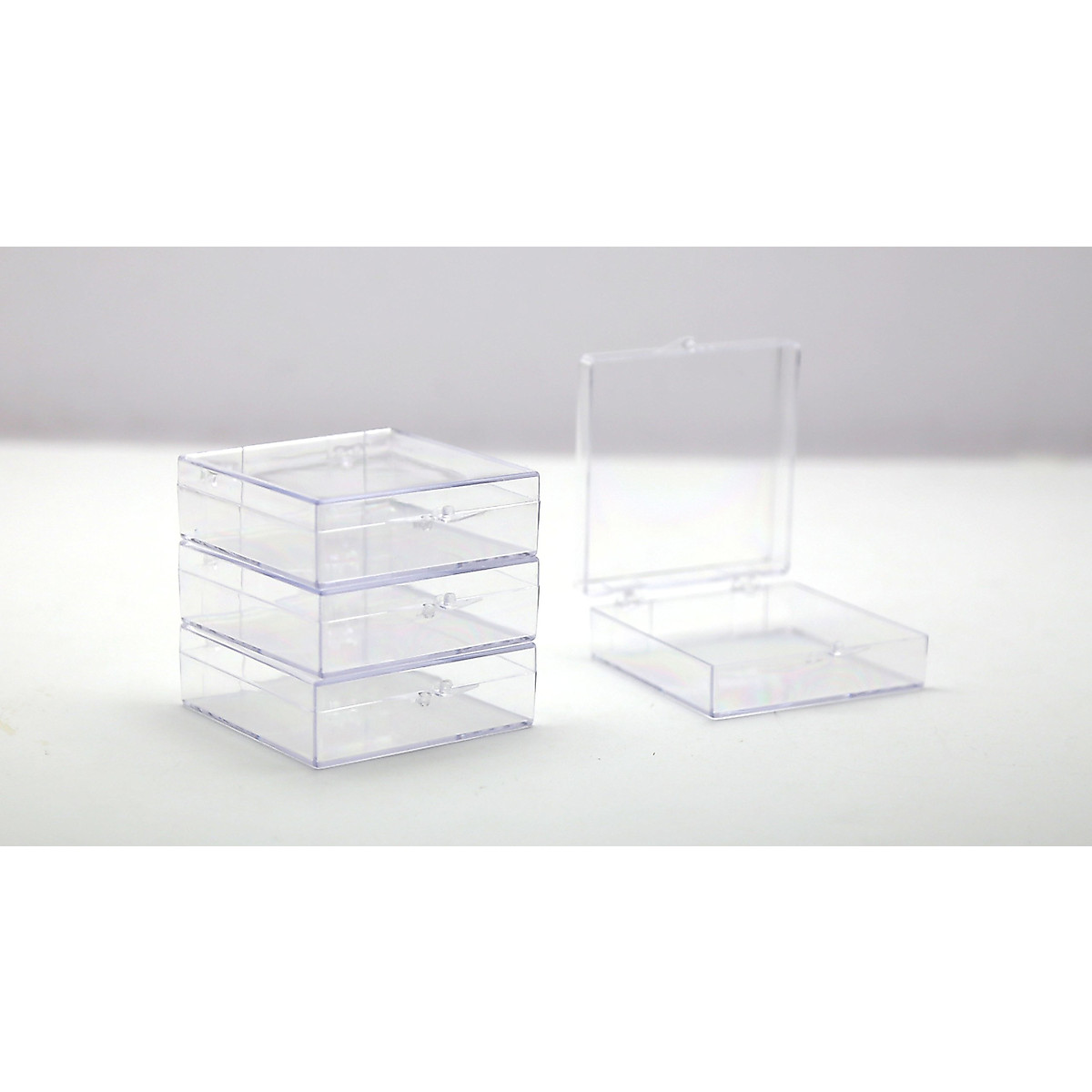 Clear Hinged Plastic Box 2 9/16" L x 2 9/16" W x 3/4" H - 20 Pieces Per Pack