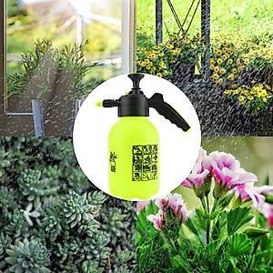 Sunnyglade Hand Held Garden Sprayer Portable Lawn Pressure Pump Sprayer Adjustable Nozzle Manual 1/2 Gallon