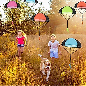 SUPRBIRD Parachute Toys for Kids, 10 Pcs Tangle Free Throwing Toy Parachute, Outdoor Flying Parachute Men Toy, Army Soldiers Guys Toy, No Battery Throwing Hand Toy for Kids Party Favor