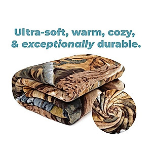 Dawhud Direct Camo Buck Deer Fleece Blanket for Bed, 75" x 90", Queen Size Woodland Fleece Throw Blanket for Men, Women and Kids - Super Soft Plush Deer Blanket Throw, Queen Size Blanket