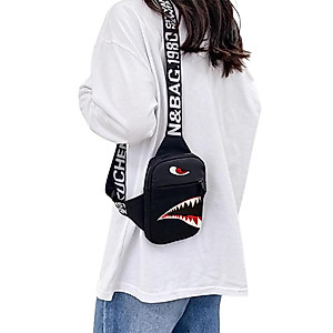 WRLDMCWLQ Shoulder Bag Sling Bag Men Women Small Bag Crossbody Bag Casual Phone Chest Bag for Travelling Hiking