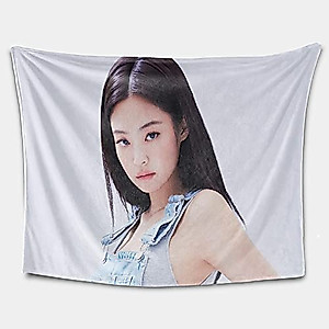 GZDXD Korean Girl Group Poster Blanket, HD Printing Does not Fade, Soft Flannel Throw Blanket, Suitable for Kids Teen Adult Gift (Color 5,50x60in (130x150cm))