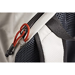 Bellroy Lite Daypack (lightweight performance backpack) - Chalk