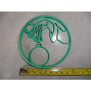 THE GRINCH HAND HOLDING CHRISTMAS ORNAMENT HOLIDAY COOKIE CUTTER MADE IN USA PR4106