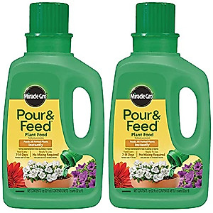 Miracle-Gro Pour & Feed Plant Food (Liquid), 32 fl. oz (Pack of 2)