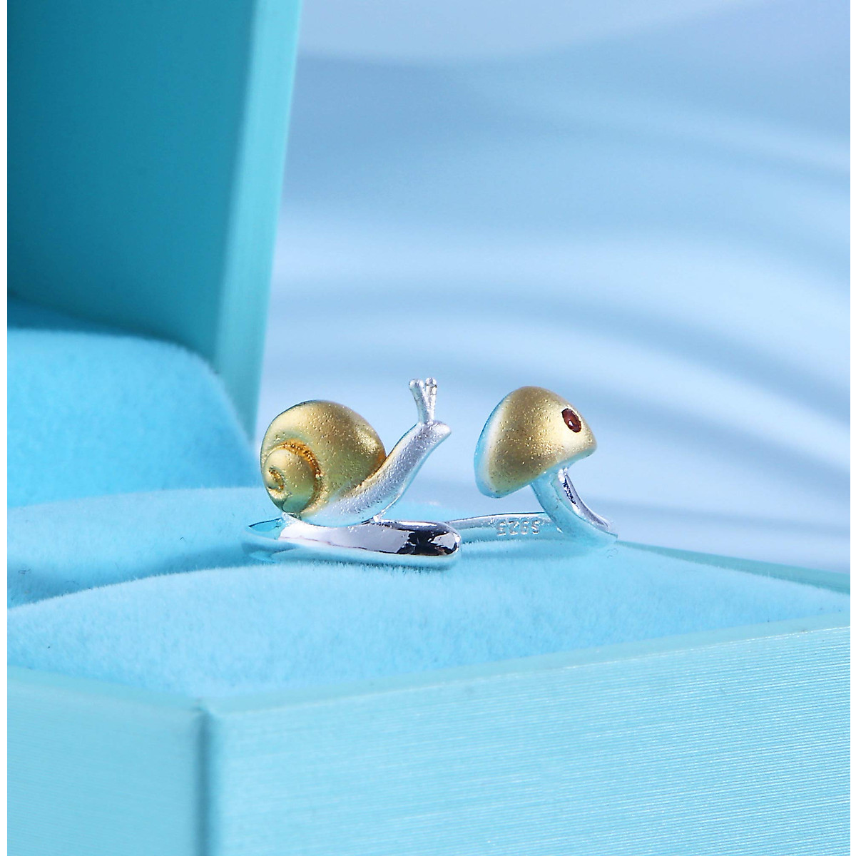 Helen de Lete Snail on Mushroom Plants S925 Sterling Silver Adjustable Ring For Women