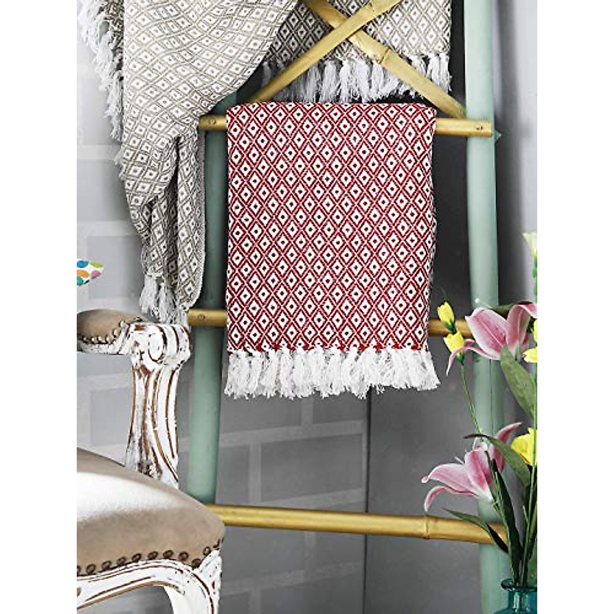 Throw Blanket With Fringes in Mini Diamond Design 50x60 Inch -Red White, Cotton Throw For Sofa, Chair, Bed, & Everyday Use, Well crafted for durability, Farmhouse Throw,All Season Throw Blanket