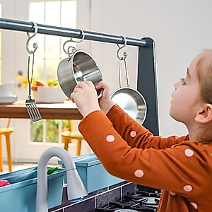 KidKraft Wooden Farm to Table Play Kitchen with EZ Kraft Assembly™, Lights & Sounds, Ice Maker and 17 Accessories