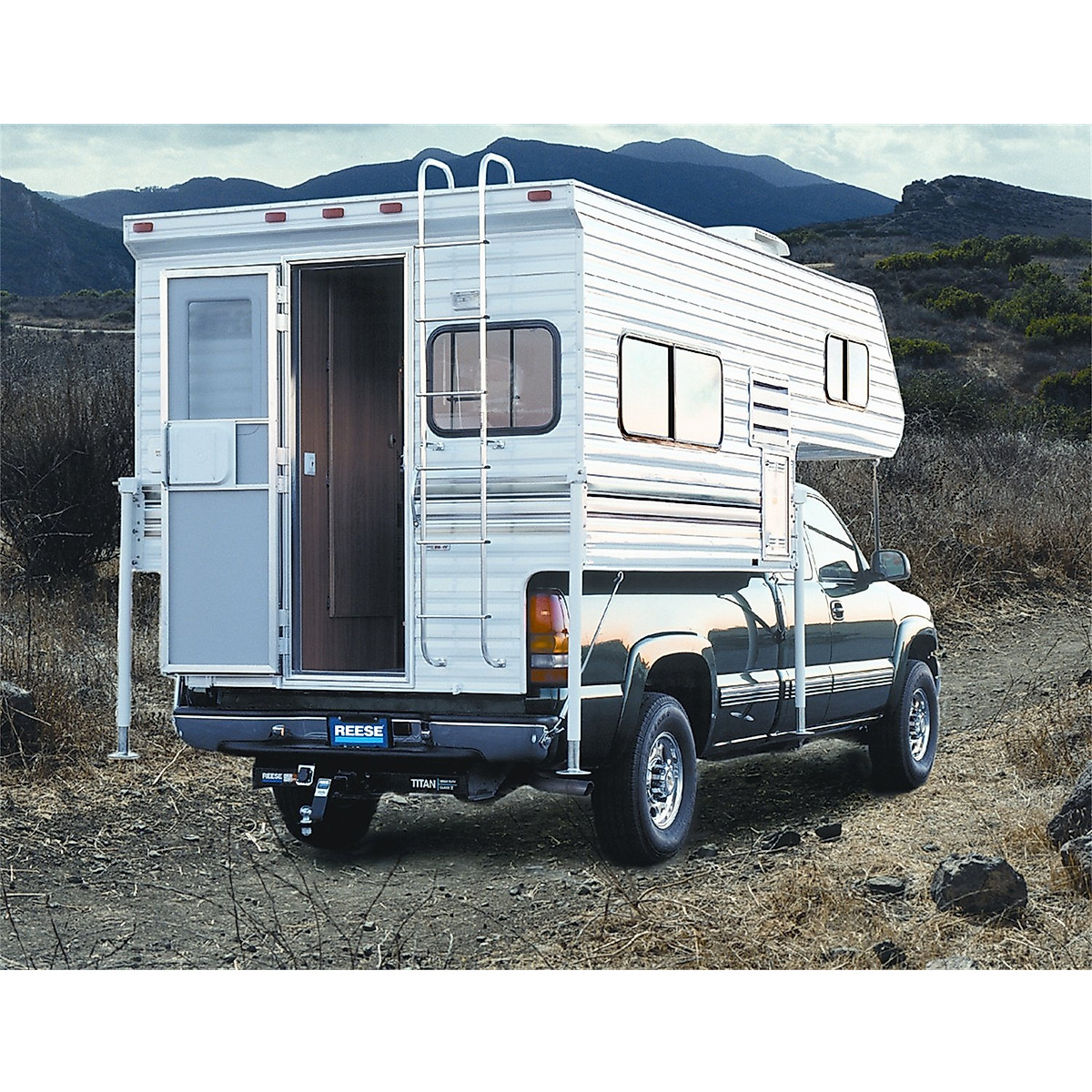 Reese 45018 Titan Receiver Extension for 2-1/2" (I.D) Receiver Hitches