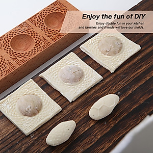 Miczhuoguang Ravioli Maker Press Mold Gnocchi Pasta Board, Wooden Stamp Pelmeni Mold Handmade Fresh Pierogi Press Ravioli Pasta Maker, 3 in 1 Combination Potsticker Meat Pie Dumpling Maker Board