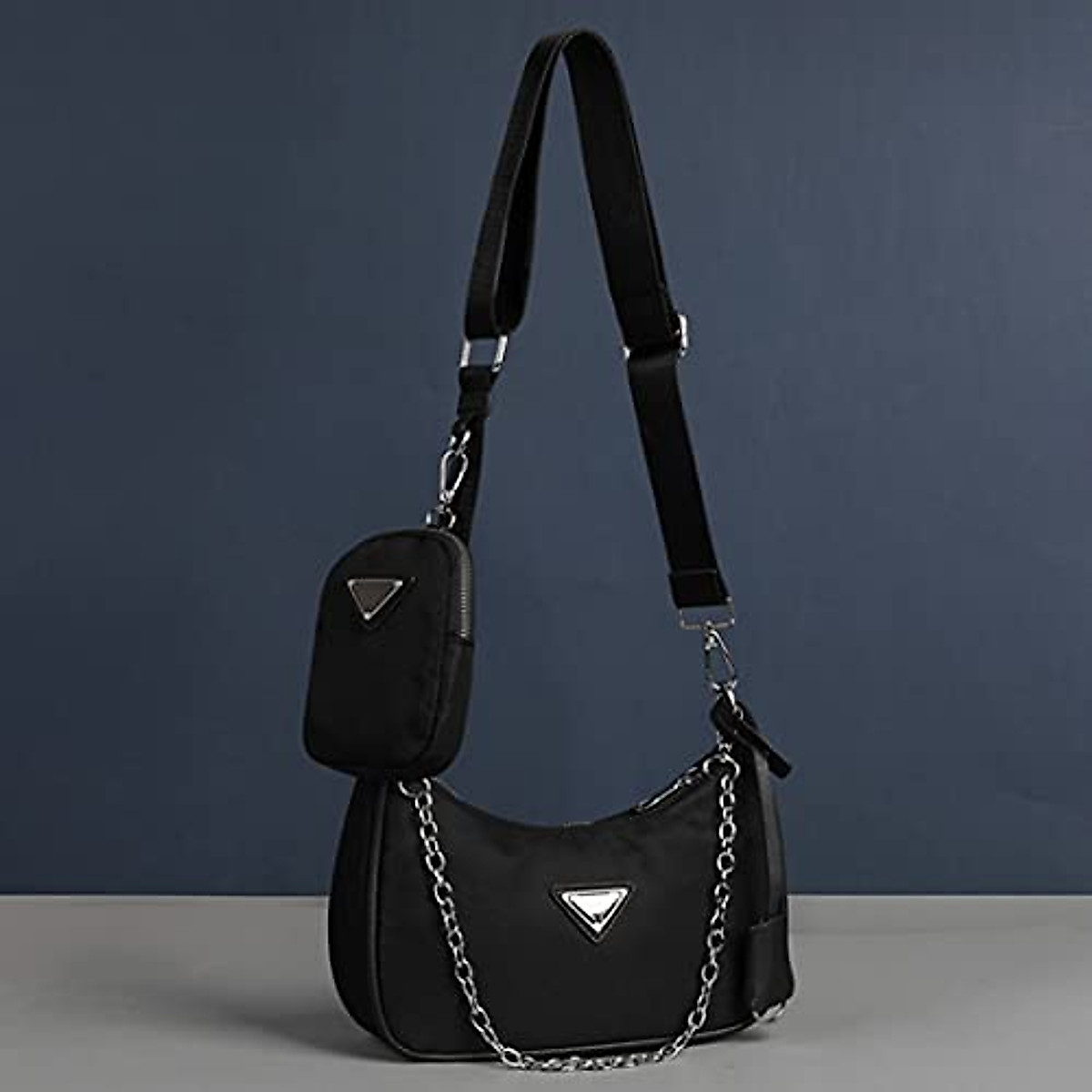 Healthycloudy Women messenger chain shoulder bag nylon armpit dumpling bag (Black)