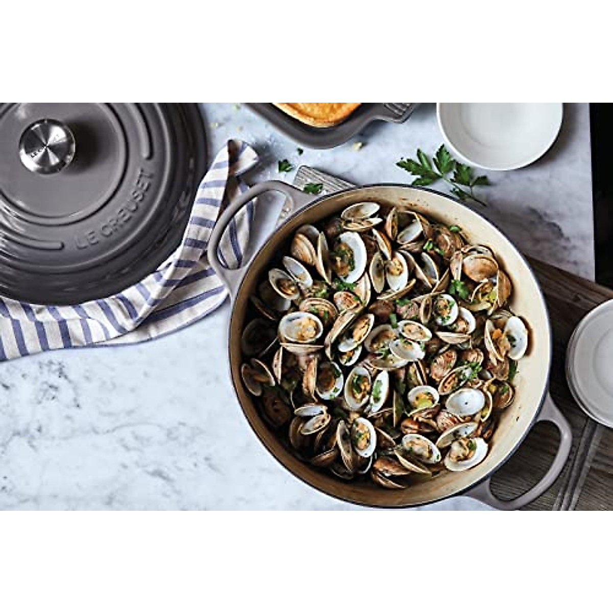 Le Creuset Enameled Cast Iron Signature Round Dutch Oven, 3.5 qt. , Oyster