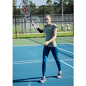 RiptGear Elbow Compression Sleeve - Elbow Brace for Men and Women - Sleeve for Tendonitis, Tennis Elbow, Golfers Elbow, Bursitis, Support Treatment for Joint Pain (Medium, Black (1 Pack))