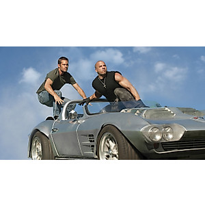 Fast Five (Two-Disc DVD/Blu-ray Combo in DVD Packaging)