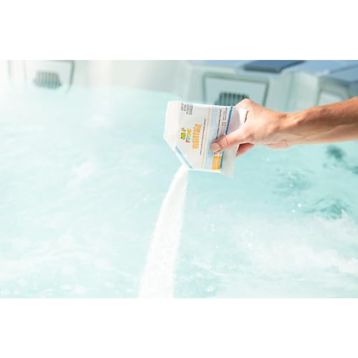 FROG Maintain Non-Chlorine Shock Treatment for Hot Tubs, Quick and Easy Single Dose Shock Treatment Packet, Chlorine and Cyanuric Acid Free, for use in spas up to 600 gallons
