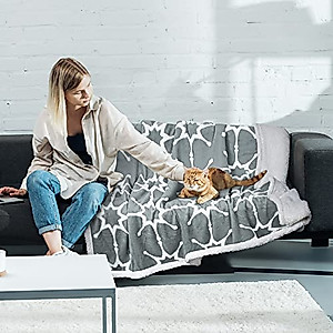 Sherpa Blanket Plush Throw Blanket Size 50" x 60" Bedding Fleece Reversible Blanket for Bed and Couch, Super Soft Comfy Warm Fuzzy TV Blanket Grey