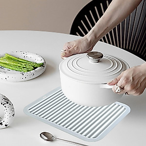 TOPULORS 3 PCS Silicone Trivets for Hot Pots and Pans 9"x12" Heat Resistant Mat Hot Pads for Kitchen Quartz Countertops - Dish Drying Mat Non-Slip Potholders Pot Holders Trivets for Hot Dishes - Gray