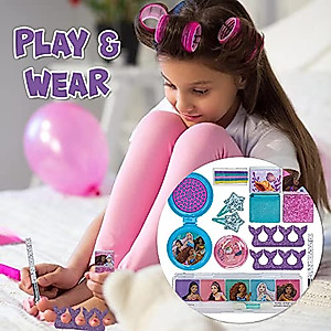 Townley Girl The Little Mermaid 11pc Makeup Filled Chain Bag with Peel-Off Nail Polish, Eyeshadow, Hair Accessories, Body Glitter & More| Makeup Kit for Kids & Girls| Ages 3+