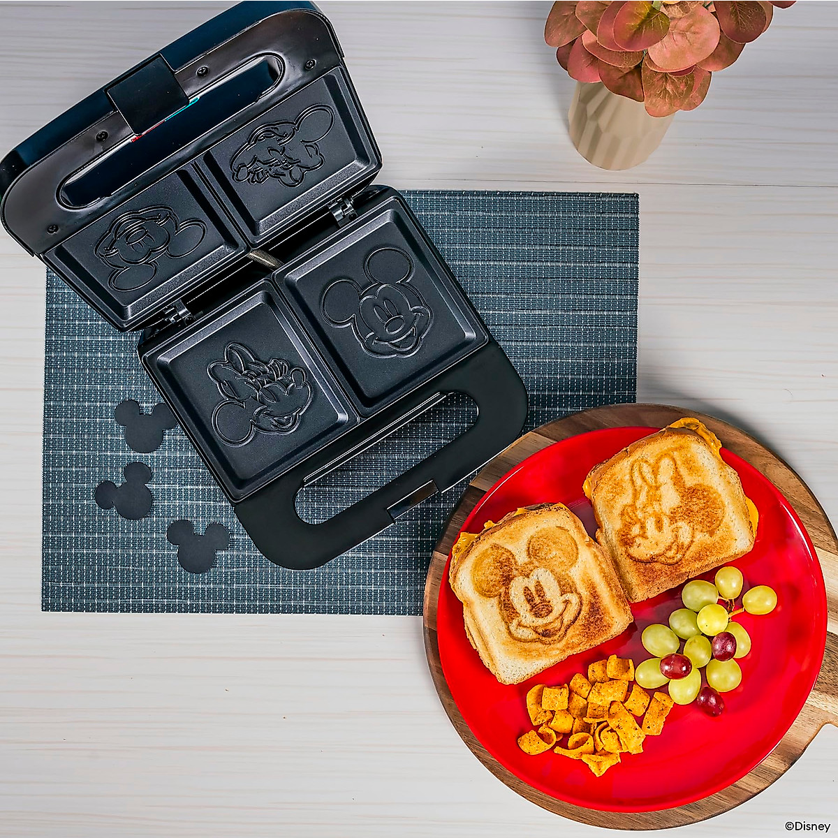 Uncanny Brands Disney Mickey and Minnie Mouse Sandwich Maker - Small Kitchen Appliance