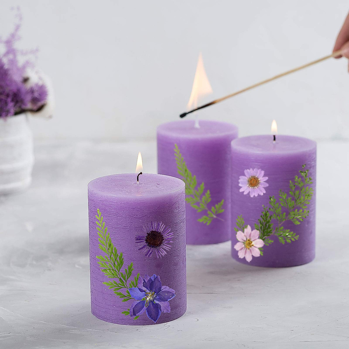 Real Dried Pressed Flowers Resin Leaves Natural Pressed Chrysanthemum Daisy Flowers with Tweezers for Scrapbooking DIY Candle Decoration Jewelry Crafts Making(Classic Style)