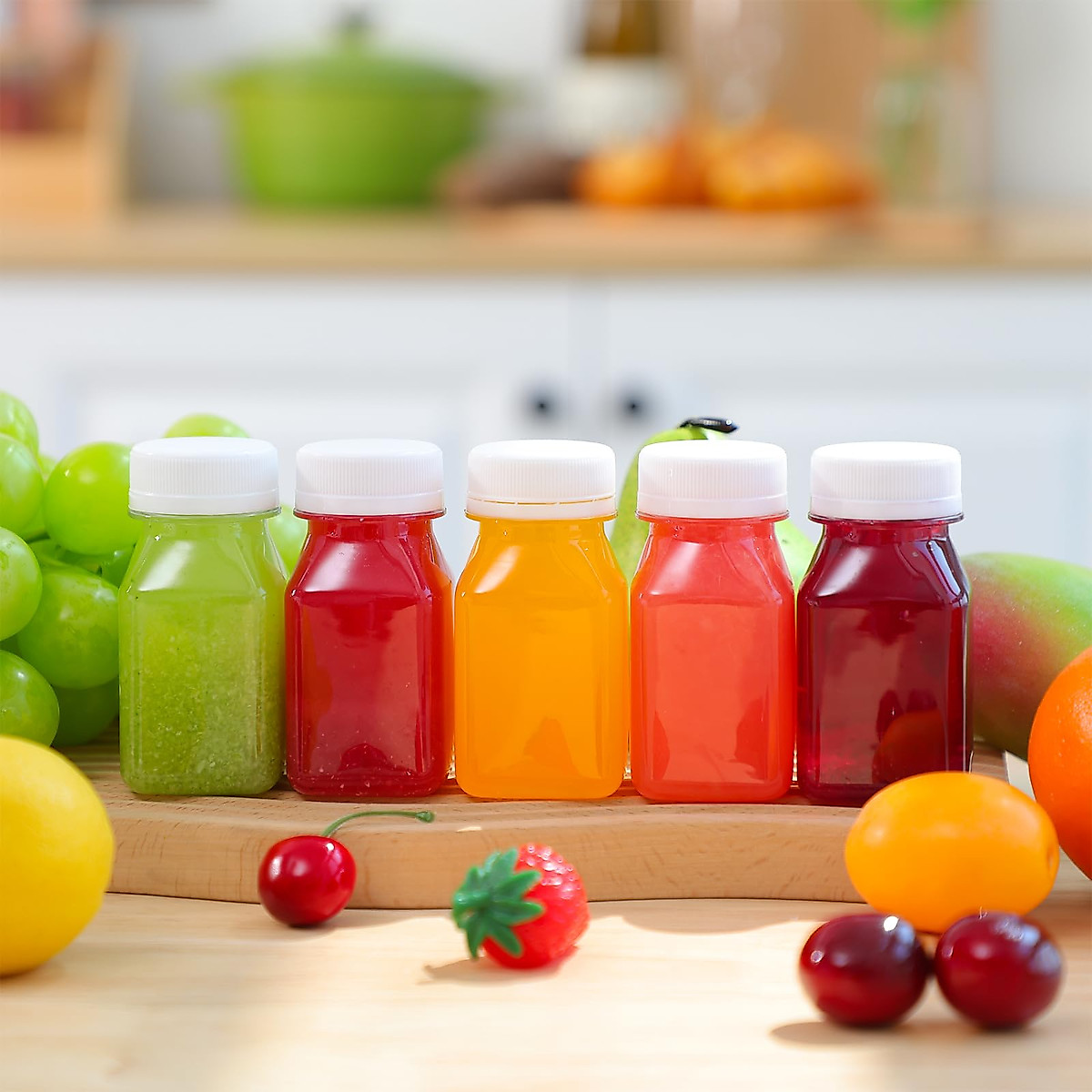 Moretoes 4oz Shot Bottles with Caps, 15pcs Plastic Juice Bottles, Beverage Containers Bulk with Lids for Juicing, Smoothies, Drinking, Fridge