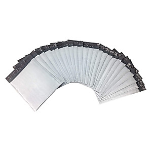 Amazon Basics Poly Bubble Mailer, Self-Seal, 4" x 8" (Internal Size - 3.75" x 7"), 25-Pack, white/grey