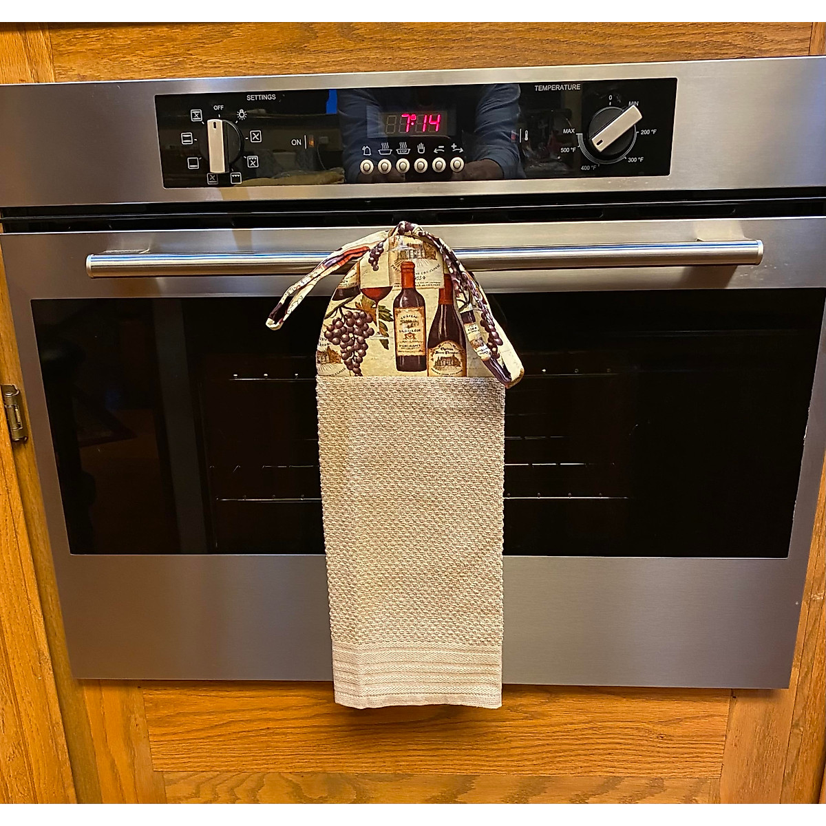 Wine Bottles Glasses and Grapes Ties On Stays Put Tan Kitchen Bathroom Hanging Loop Hand Dish Towel She Who Sews