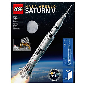 2017 Lego NASA Apollo Saturn V