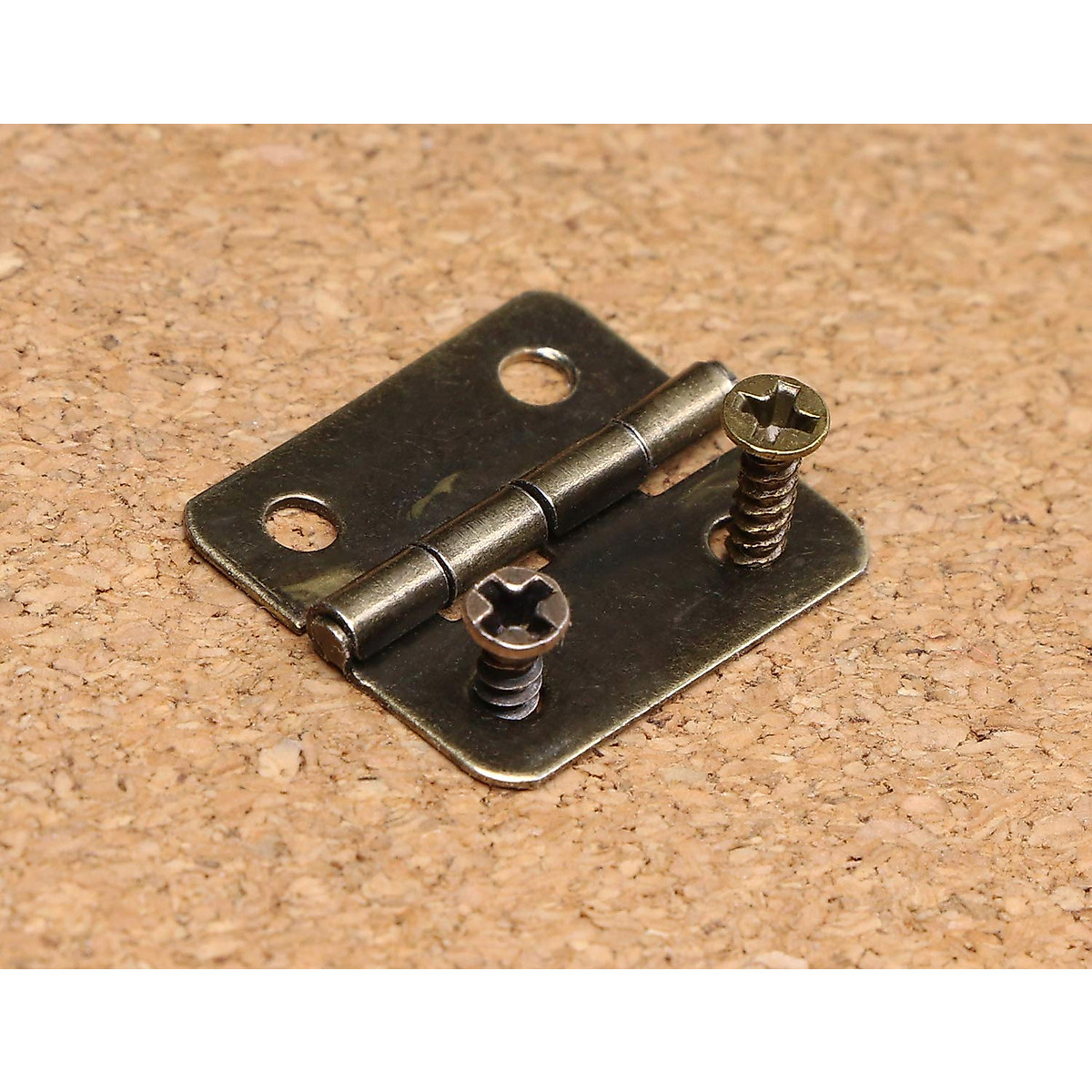 Mini Skater 800PCS #3 Small Cross Flat Head Tapping Screws Black Oxide Wood Screws Kit and Assortment ! (Black and Bronze)