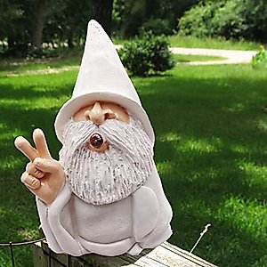 Tirifer Garden Gnome, Wizard Gnome 3D Dwarves, Polyresin Outdoor Sculpture Victory Gesture Gnome Statue Garden Figurine Art Garden Decoration for Lawn Yard Balcony Porch Patio