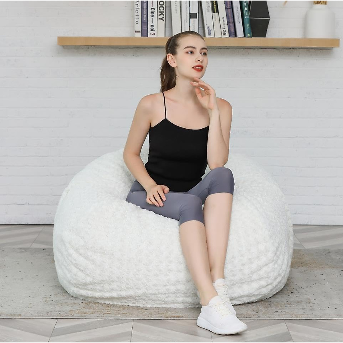 GVAPE 3ft Round Bean Bag Chair, White Casual Lazy Sofa, Filled with high Elastic Foam Sponge, Soft and Warm Artificial Fur, Single Fluffy Chair, Adult Entertainment for Bedroom and Living Room