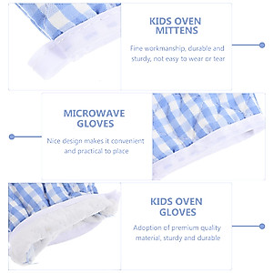 cabilock Oven Mitts Glove Heat Insulation Mitts Red Grid Kitchen Microwave Oven Gloves Mitts Anti-scald Baking Gloves for Children Adult Cooking Gloves, 1 Pair, 7x4.7 inch (Sky-blue)
