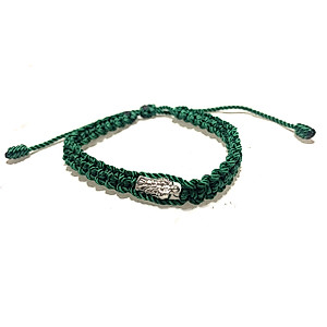 Chavarrieta Red Saint Jude Thaddeus Thread Bracelet Pulsera Roja de hilo de San Judas Tadeo