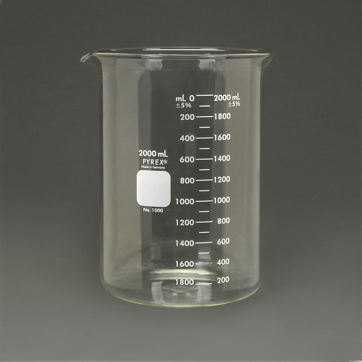 Pyrex Glass Griffin Beaker, Low Form, Measuring, 2,000 Ml