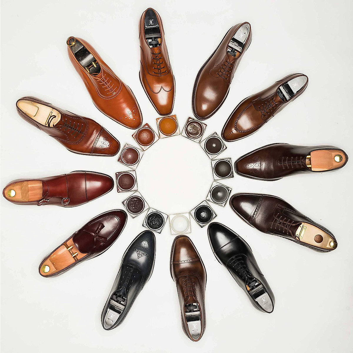 SAPHIR Medaille d'Or Pommadier Cream 75ml – Natural Cream Leather Shoe Polish, Leather Conditioner for Boots, Handbags - Black