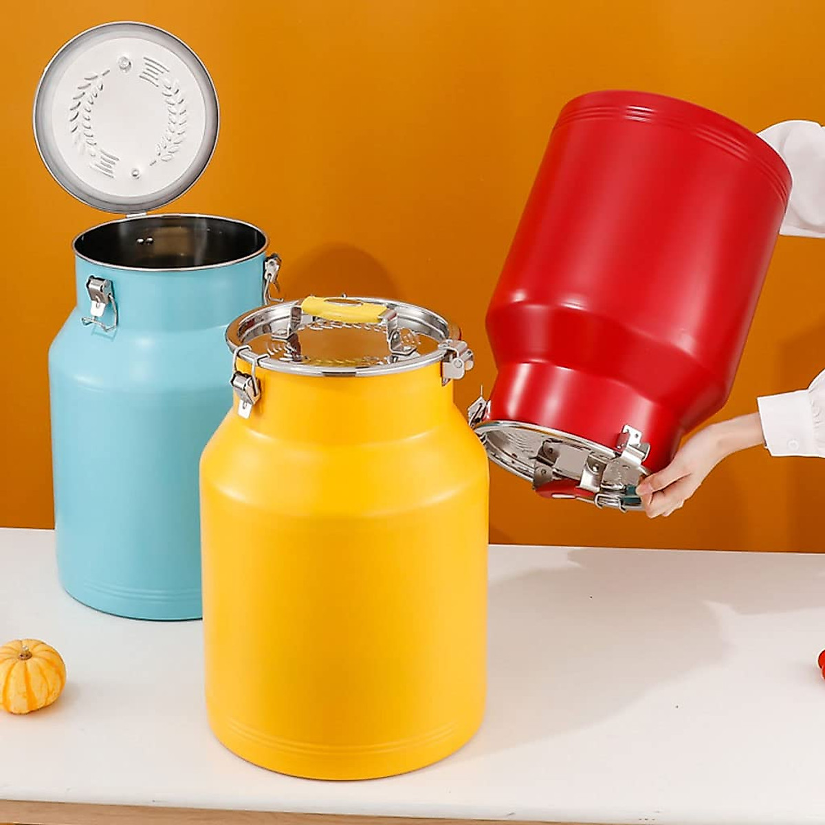 YISHUOYZBS Stainless steel storage tank,Containers Airtight with Portable Handle, Large Kitchen Rice Canisters Bucket with Lids and Side Locking Clamp,Great for Flour Snacks Sugar Cereal-Yellow||8L