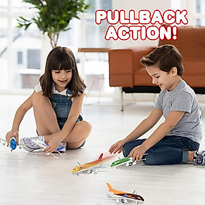 ArtCreativity Diecast Pullback Super Jumbo Airplanes with 3D Anatomy View, Set of 2, Diecast Metal Cargo & Passenger Airplane Toys for Kids, Aviation Themed Party Decorations, Best Birthday Gift