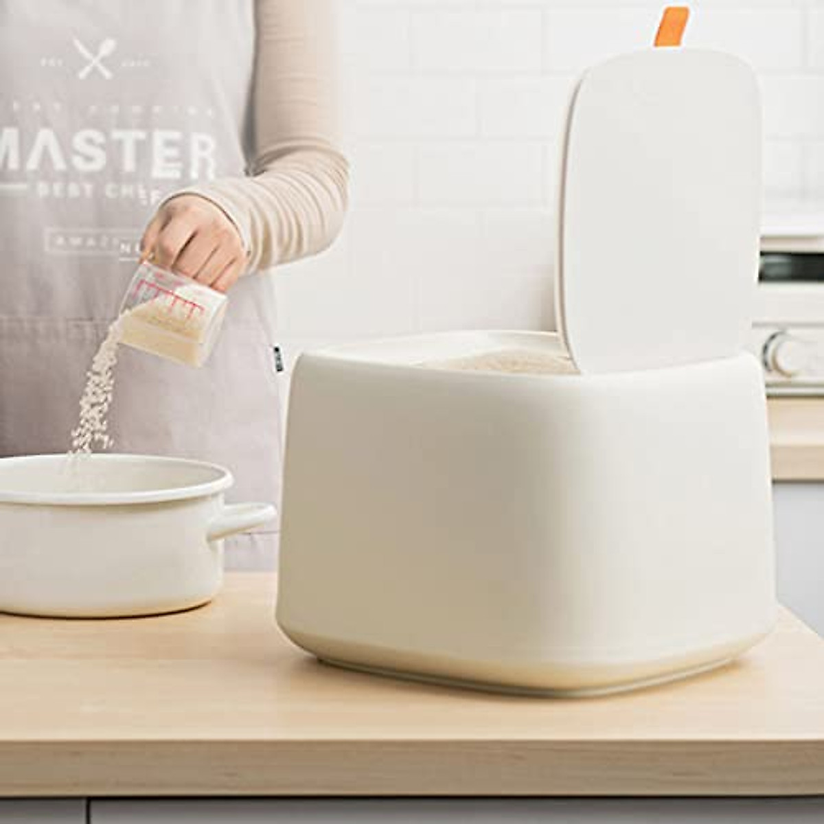 Hemoton Rice Storage Container 10kg Airtight Food Storage Containers Moisture- proof Sealed Grain Storage Bin for Rice Flour Cereal Bread Storage White