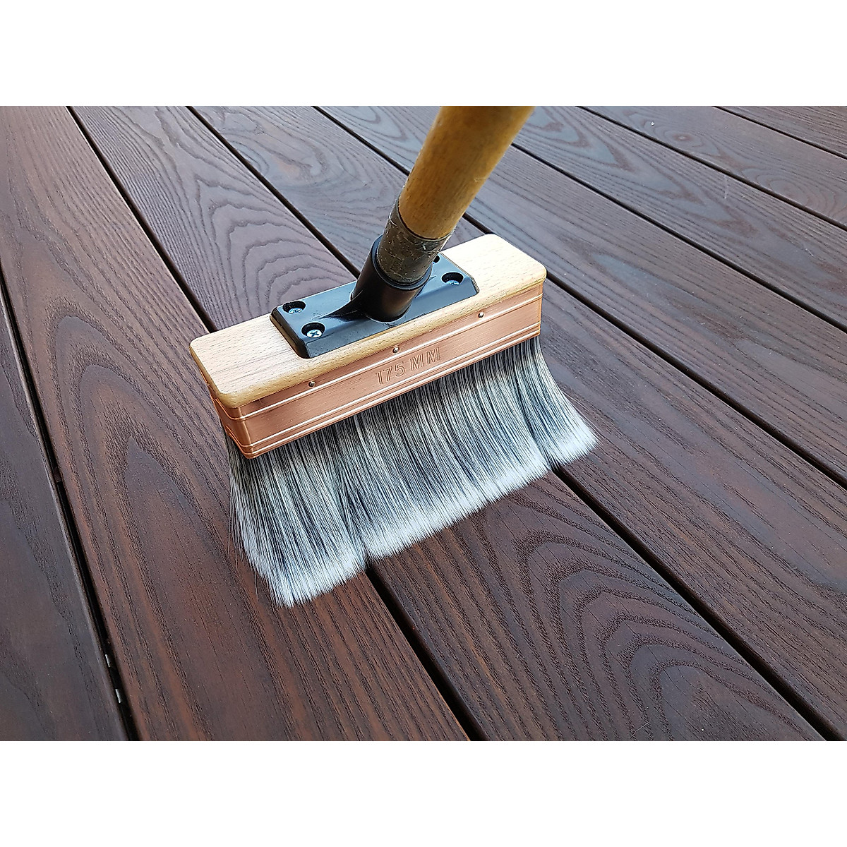 Deck Stain Brush Applicator - Deck BOSS by Perdura - 7 inch Paint Brush - Stain Seal and Paint for Floor and Fence - Brush Tool for Water and Oil Based Coatings on Wood and Concrete Rough or Smooth