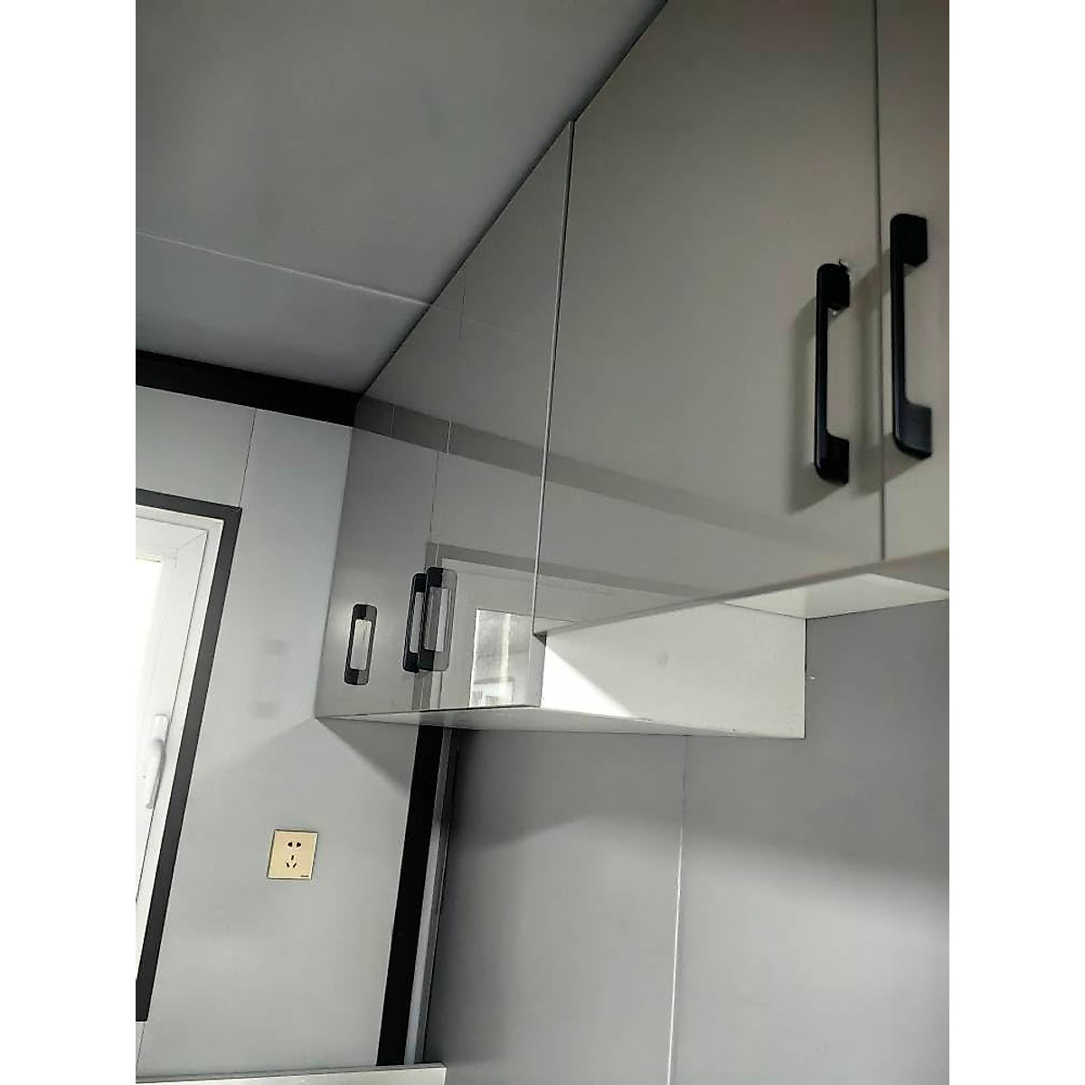 20FT Tiny House to Live in, Portable Prefab House with 2 Bedroom,1 Fully Equipped Bathroom and Kitchen, Prefabricated Container House for Adult Living, Foldable Mobile Home with Steel Frame