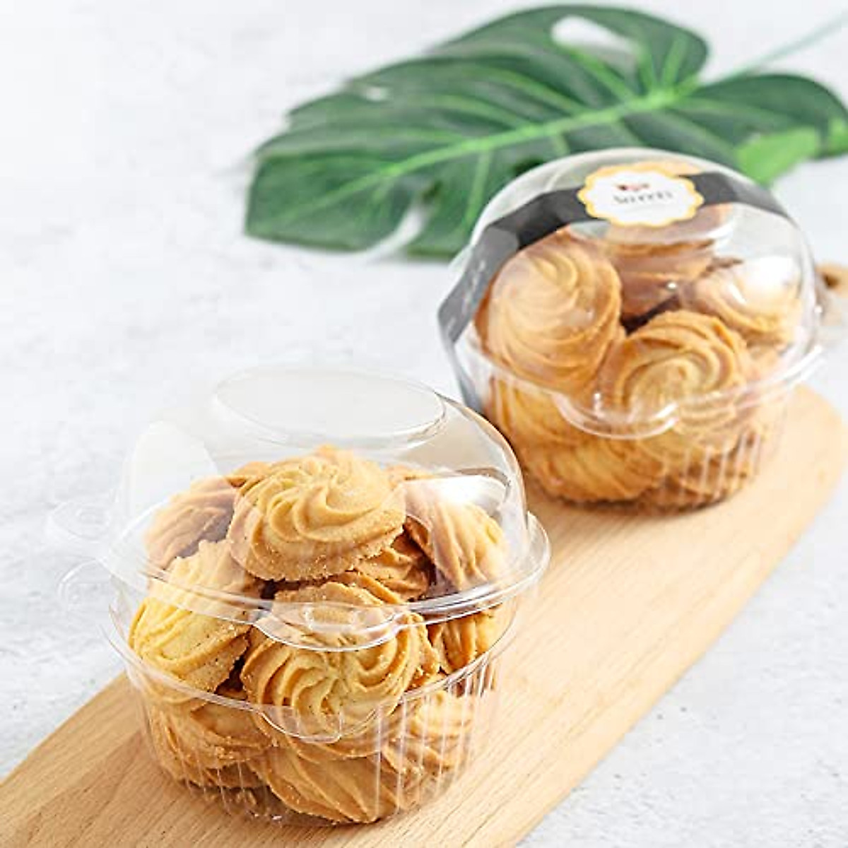 TOFLEN 100ct Disposable Clear Plastic Packaging Box with Cover - Plastic Hinged Food Container for Desserts To-Go, Fruit, Bread, Party Favor Cake - Cupcake Boxes Individual